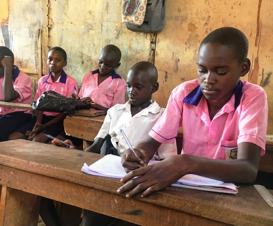 Volunteer Opportunities in Uganda | Go Overseas