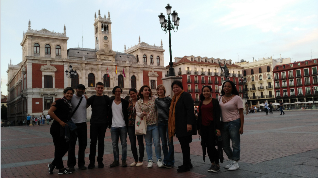 Teach English as a Volunteer in Spain | Go Overseas