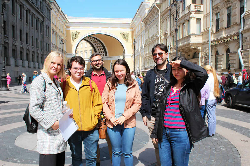 Russian Standard classes in mini-groups | Go Overseas