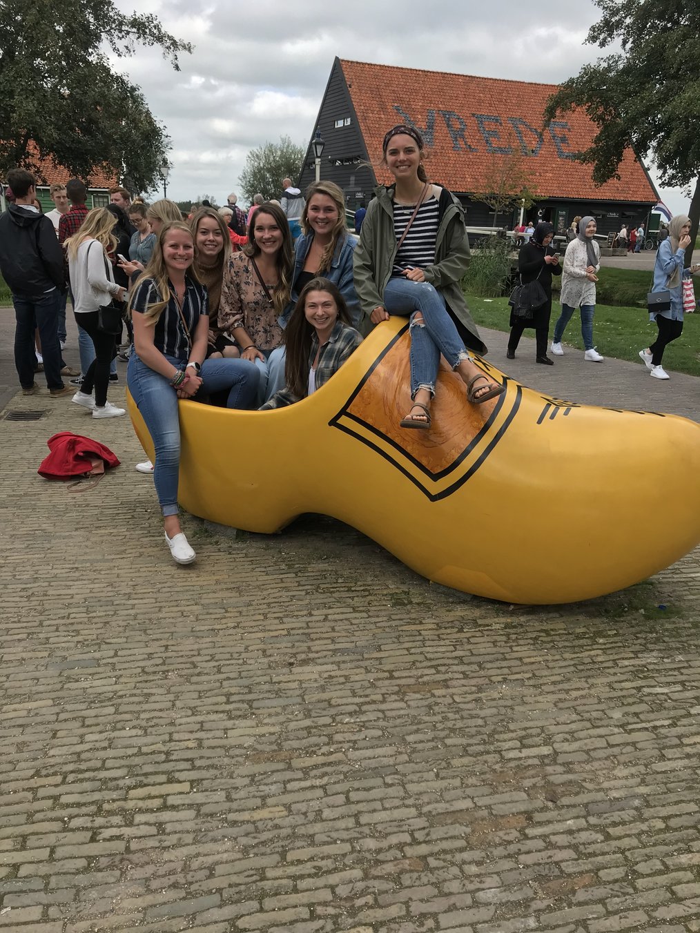 CES Maastricht University | Reviews and Programs | Go Overseas CES Maastricht University | Reviews and Programs | Go Overseas