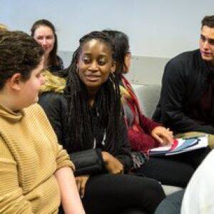 CEA CAPA Internships in London, England | Go Overseas
