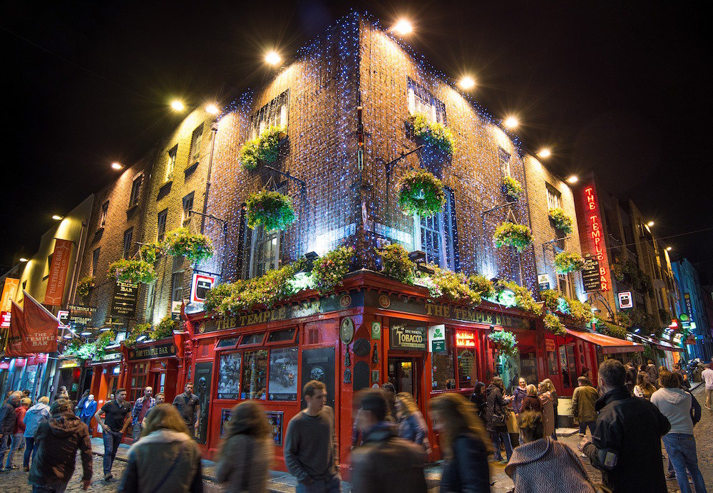 8 Irish Foods & Drinks to Try While Studying Abroad | Go Overseas