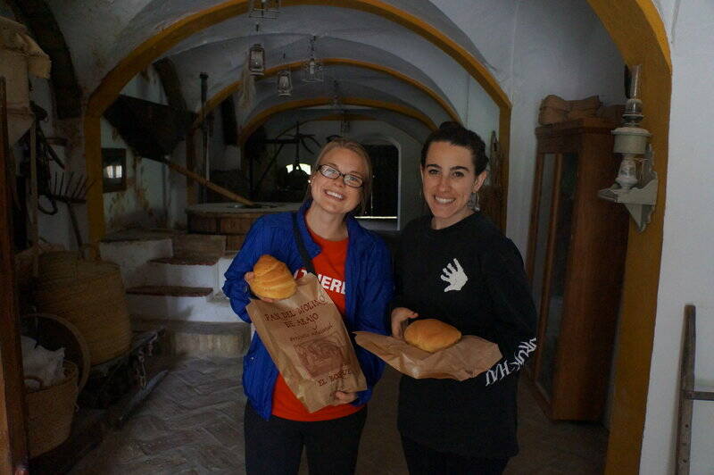 The 10 Best Programs to Study Business Abroad | Go Overseas