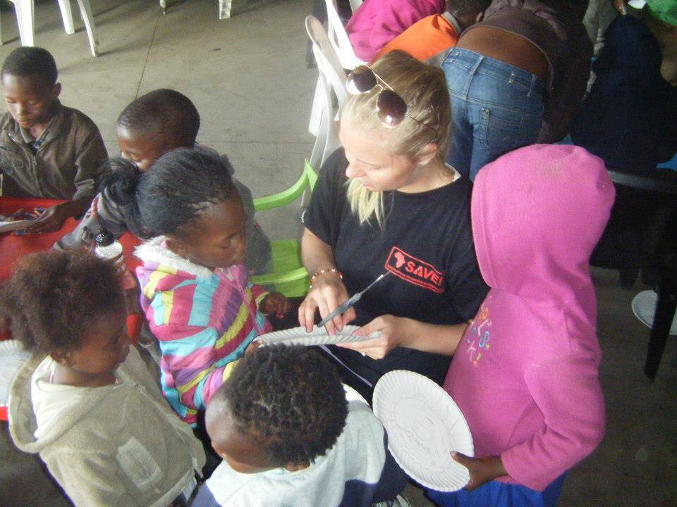 SAVE Volunteering Humanitarian Projects | Go Overseas