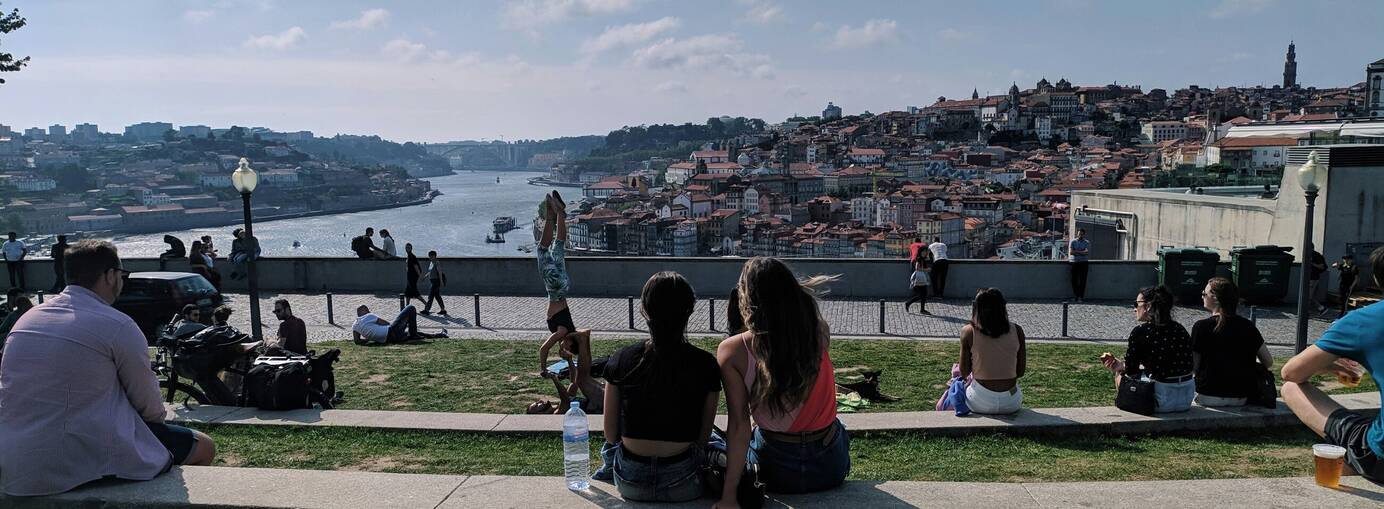 How to Move Abroad in 2025: Live Overseas as an Expat | Go Overseas