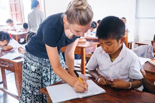 Teach English in Laos | Go Overseas