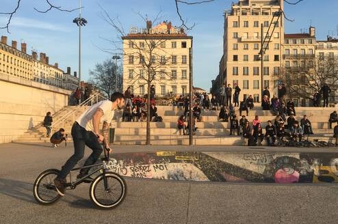 Study Abroad Programs in France | Go Overseas