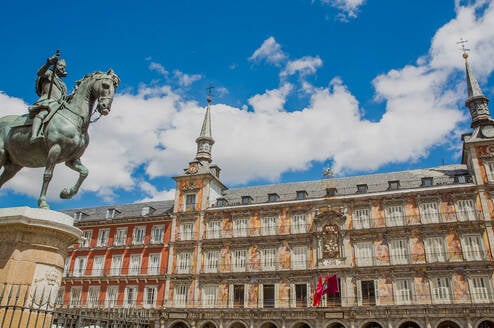 Study Abroad Programs in Madrid | Go Overseas