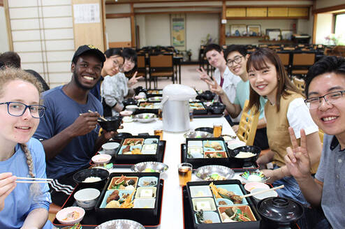 Study Abroad Programs in Japan | Go Overseas